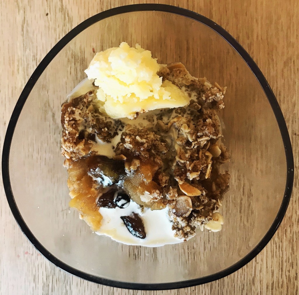 Christmas Crumble – AKitchenofGoodThings